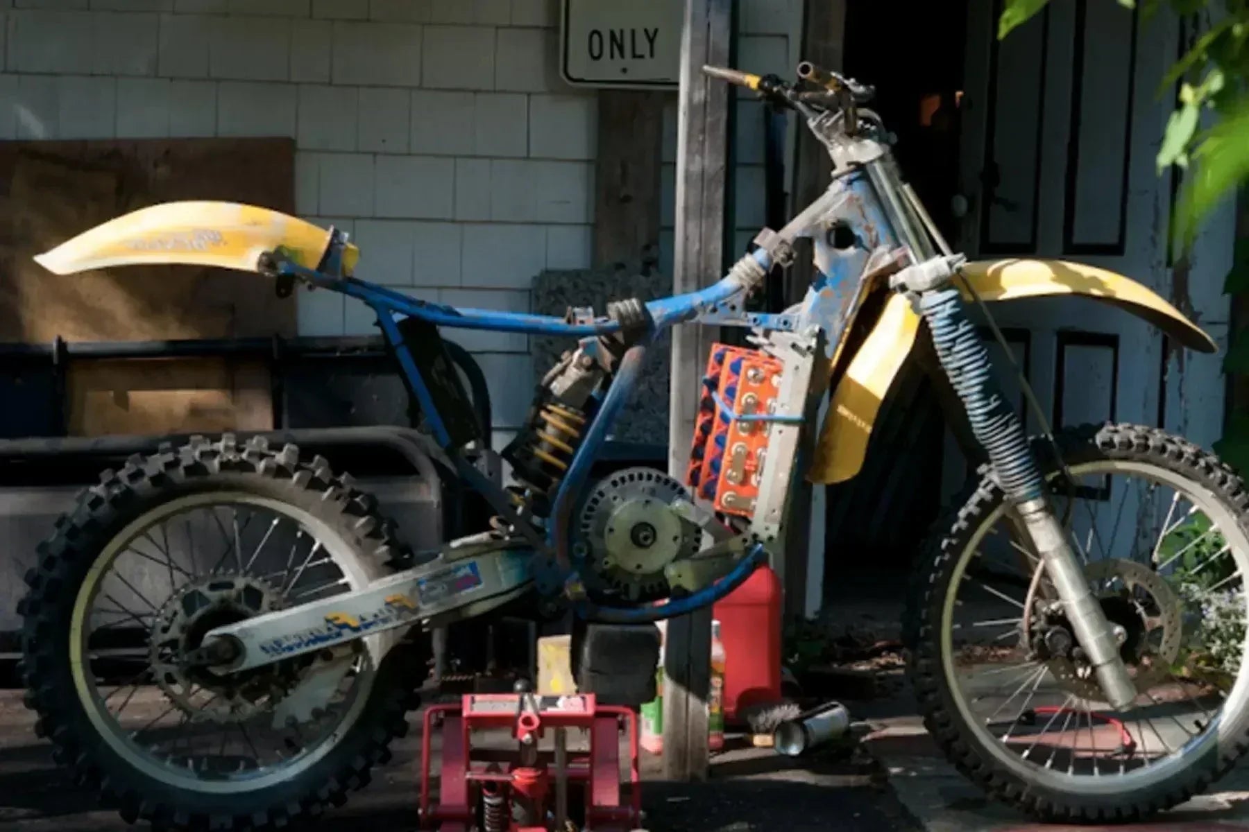 Reliable Dirt Bike Batteries Guide – JFG RACING